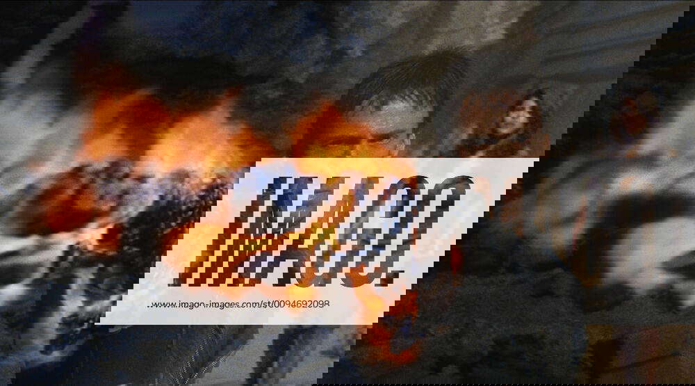 Nicolas Cage & Eva Mendes Characters: Johnny Blaze & Roxanne Simpson ...