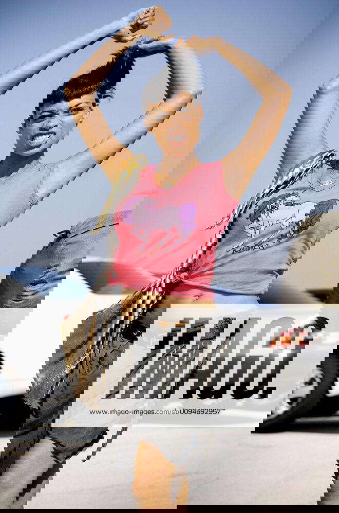 Rosario Dawson Characters: Abernathy Part Of Grindhouse Double Feature ...