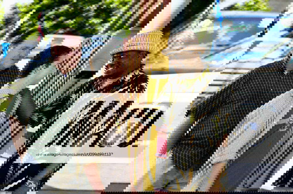 Kevin Dunn, Shia Labeouf & Bernie Mac Characters: Ron Witwicky, Sam ...