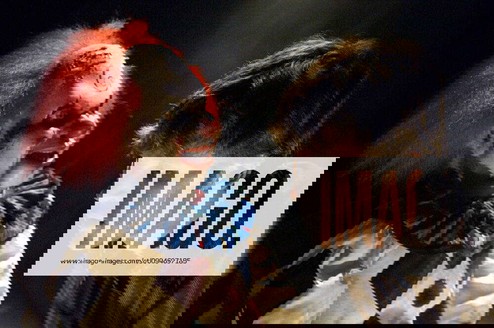 Clown Doll & Ryan Kwanten Characters: & Jamie Ashen Film: Dead Silence ...