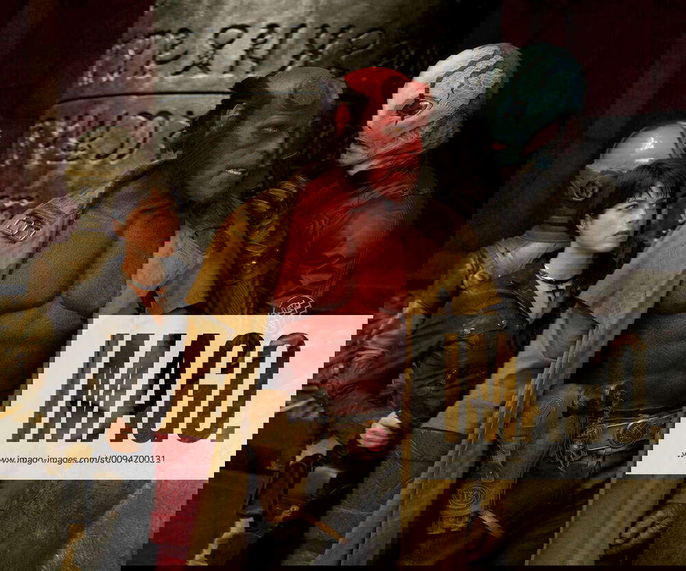 Selma Blair, Ron Perlman & Doug Jones Characters: Liz Sherman,Hellboy ...