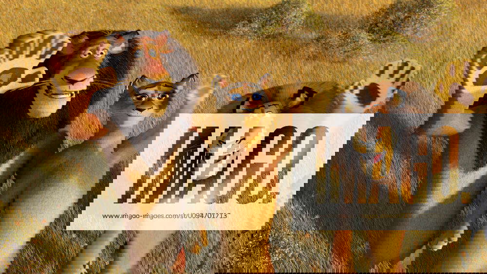 Zuba, Mom & Alex Characters: Zuba, & Alex Film: Madagascar: Escape 2 ...