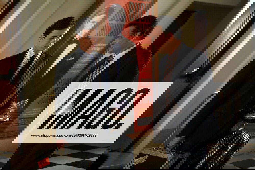 Colin Hanks & Tom Hanks Characters: Troy Gabel & Mr. Gable Film: The ...