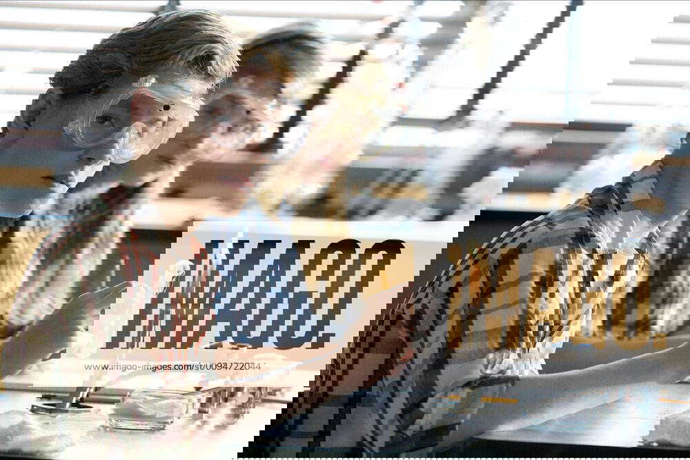 Callan Mcauliffe & Stefanie Scott Characters: Dana Film: Flipped ...