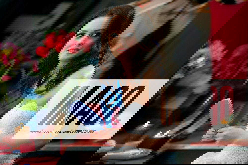 Leighton Meester Characters: Chiles Stanton Film: Country Strong ...