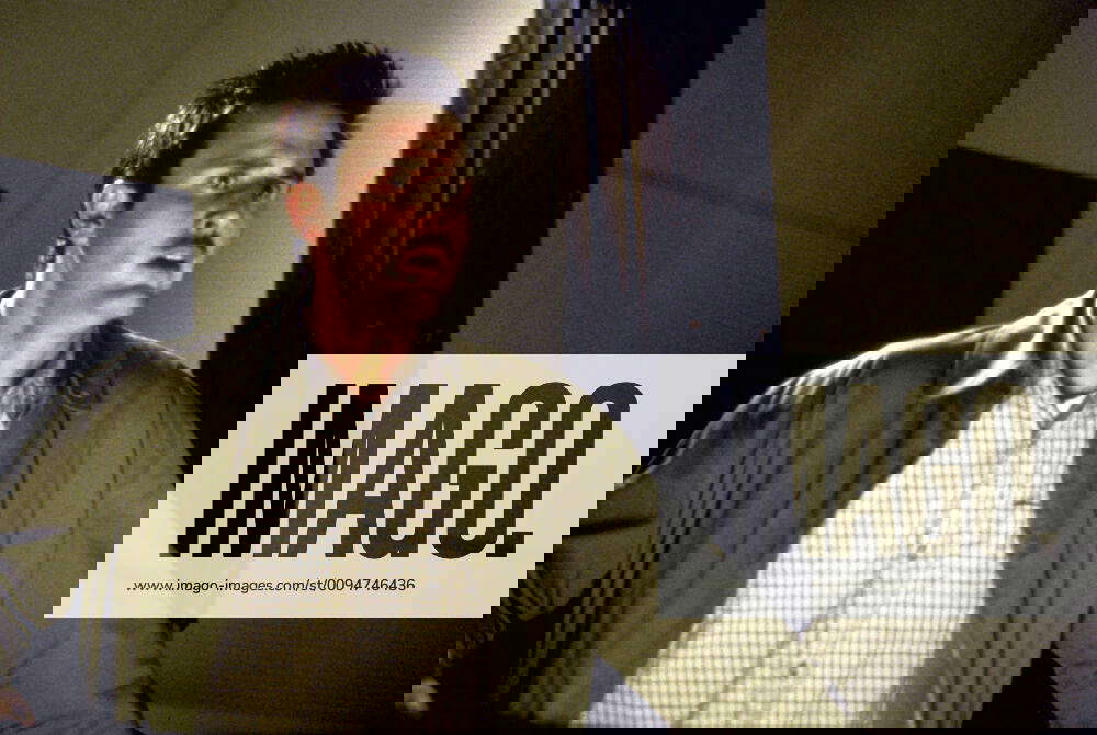 David Arquette Characters: Dwight Dewey Riley Film: Scream 2 (USA 1997 ...