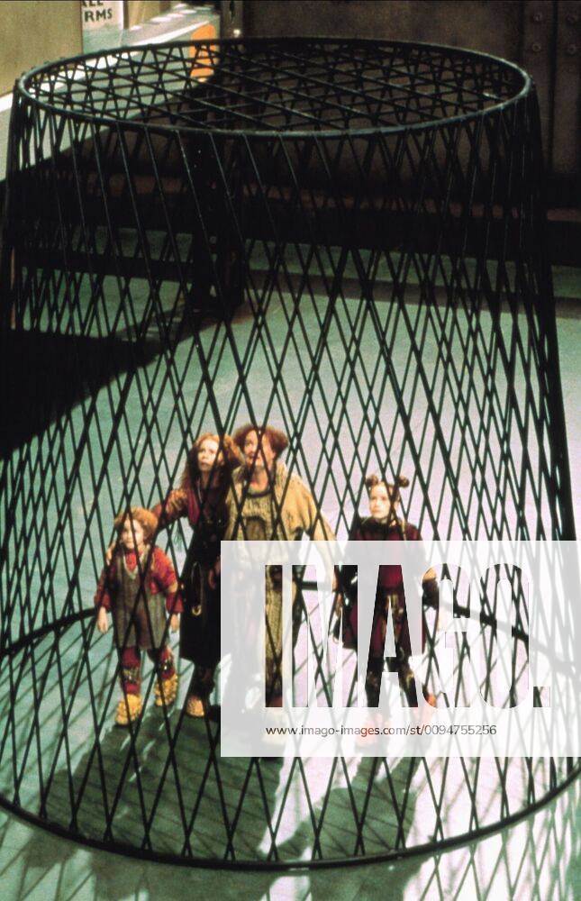 Tom Felton, Jim Broadbent, Celia Imrie & Flora Newbigin Characters ...