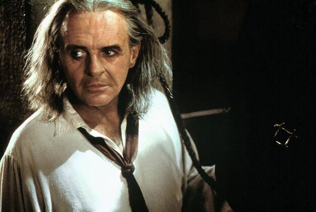 Anthony Hopkins Characters: Don Diego de la Vega Film: The Mask Of ...