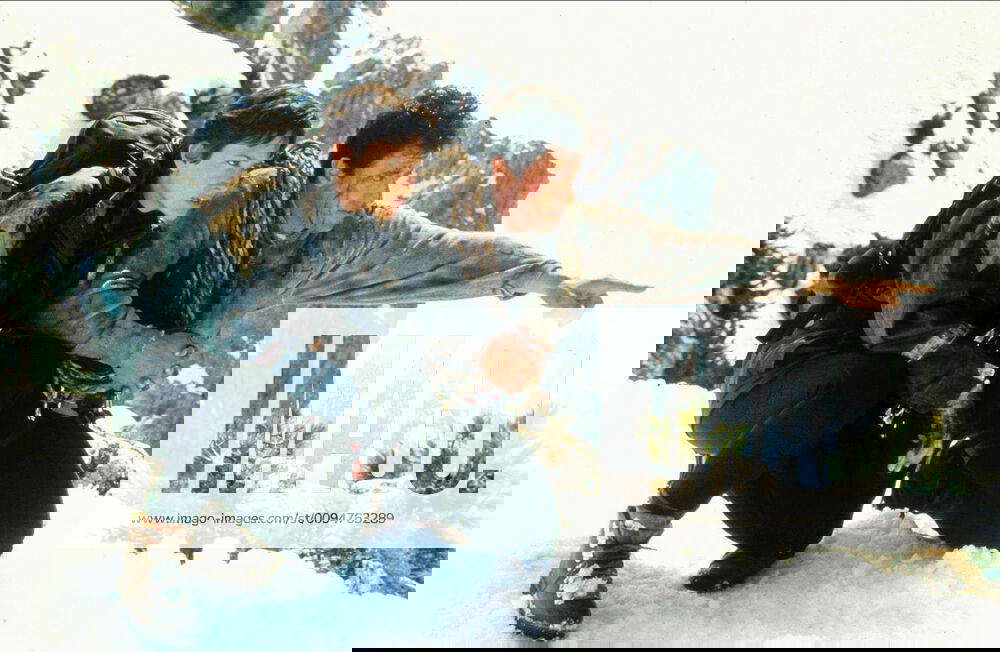 Janine Turner & Sylvester Stallone Characters: Jessie Deighan & Gabe ...