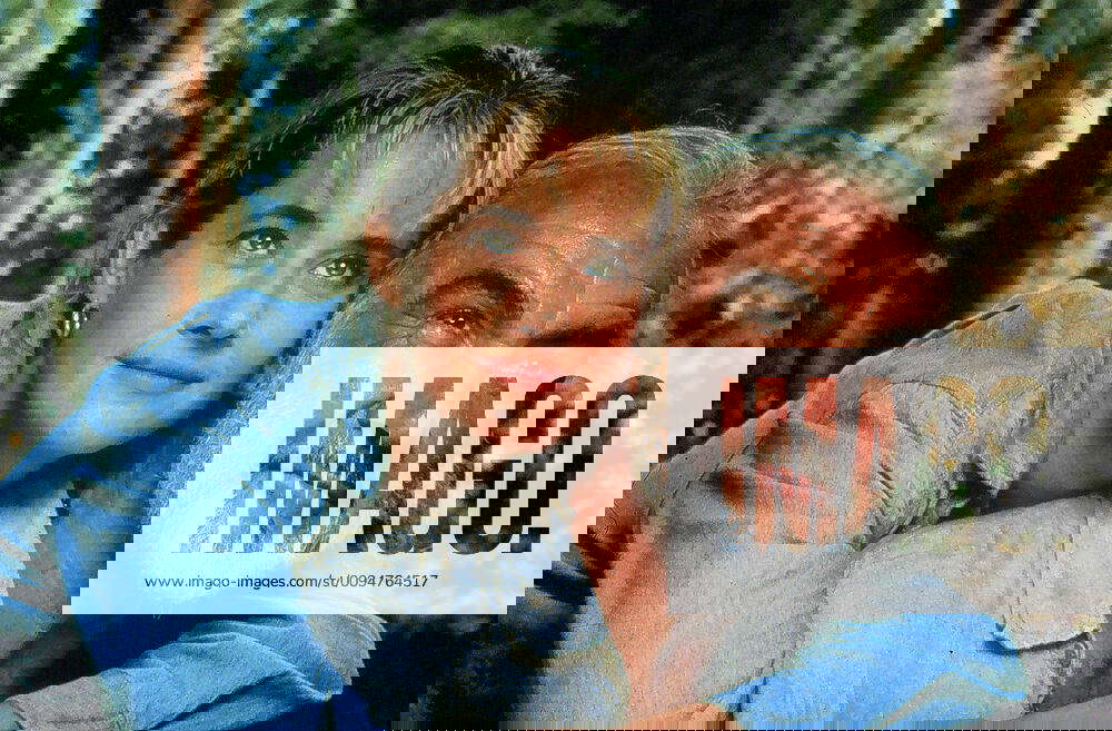 Lorraine Bracco & Sean Connery Characters: Dr. Rae Crane & Dr. Robert ...