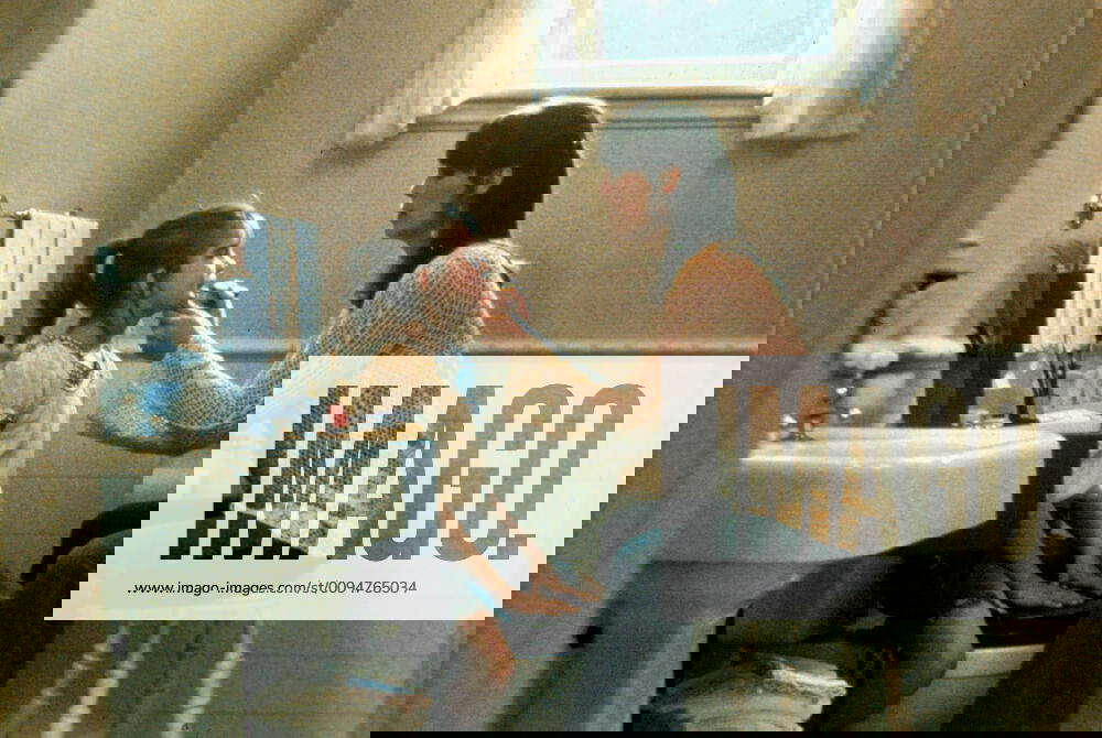 Anna Chlumsky & Jamie Lee Curtis Characters: Vada Sultenfuss & Shelly ...