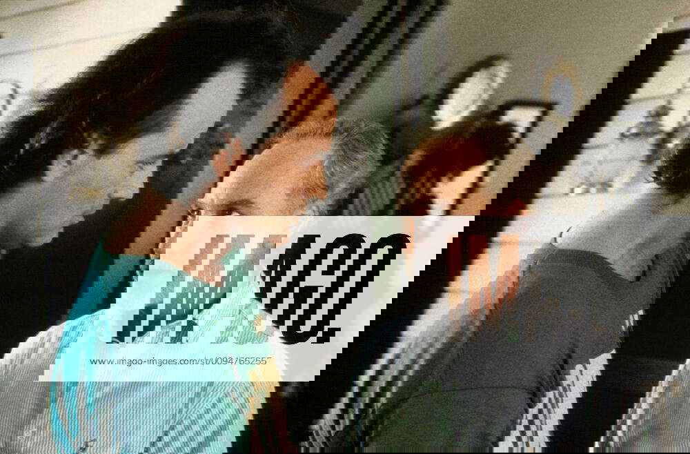 Bill Murray & Richard Dreyfuss Characters: Bob Bobby Wiley & Dr. Leo Marvin Film: What About Bob