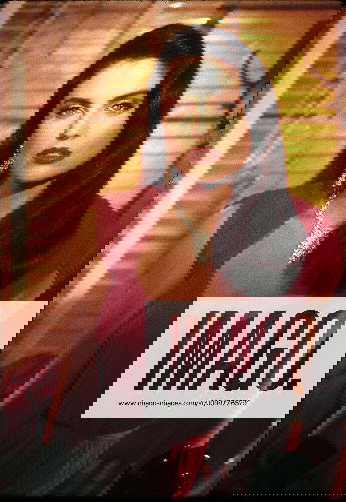 Tracy Scoggins Characters: Vala Duvalle Film: Dan Turner, Hollywood ...