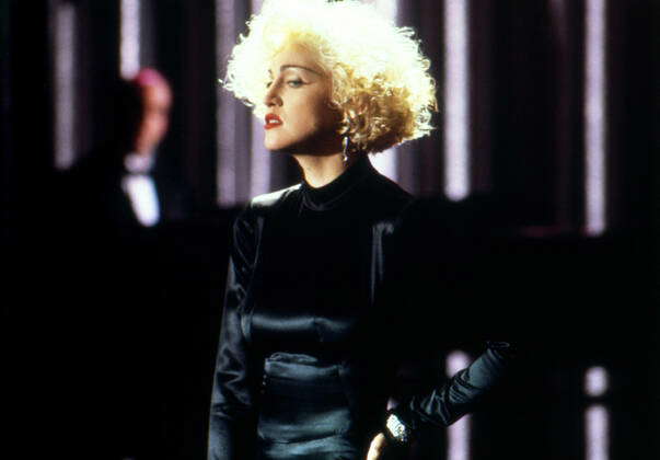 Madonna Characters: Breathless Mahoney Film: Dick Tracy (USA 1990 ...