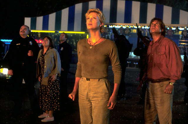 Charlize Theron & Bill Paxton Characters: Jill Young & Professor ...