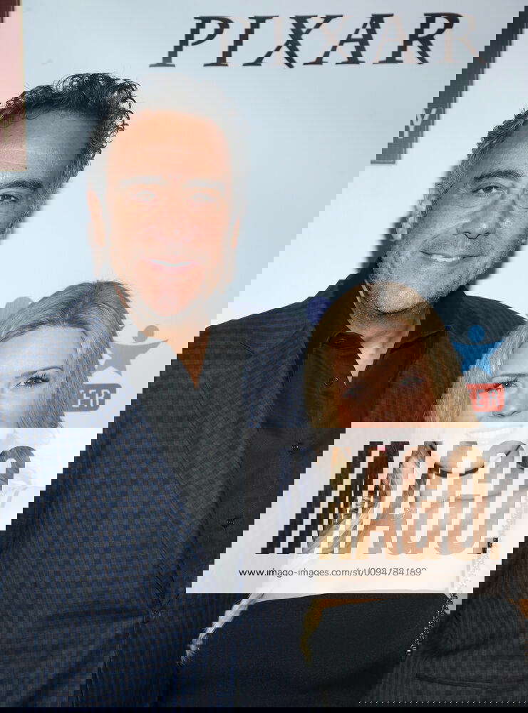 HOLLYWOOD, CA - NOVEMBER 3: Brad Garrett, Jill Diven, at Ed Asner s ...