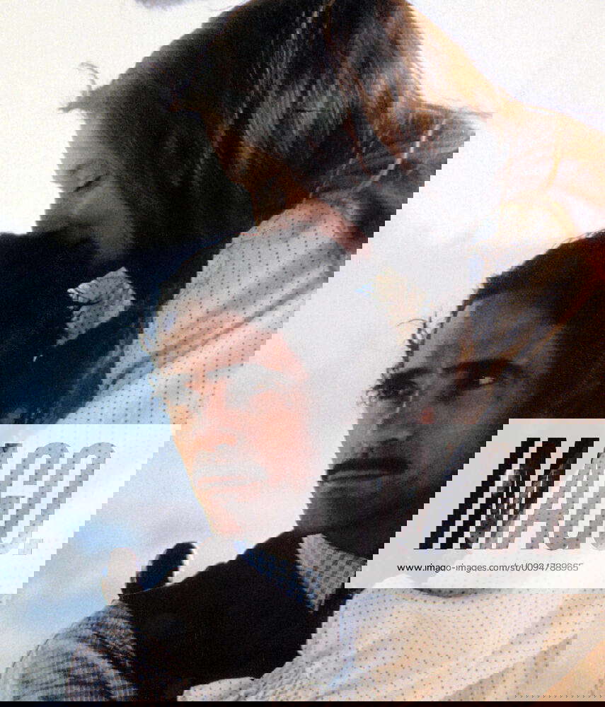 Jeremy Irons & Meryl Streep Characters: Esteban Trueba & Clara del ...