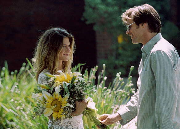 Jennifer Aniston & Jim Carrey Characters: Grace Connelly & Bruce Nolan ...