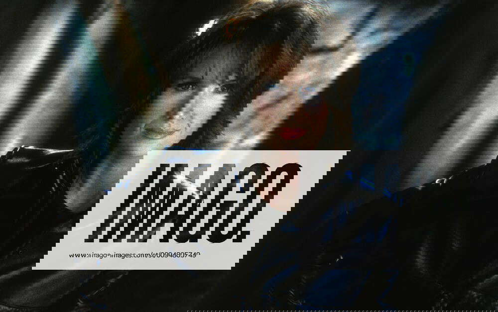 Kelly Lynch Characters: Vivian Wood Film: Charlie S Angels (USA DE 2000 ...