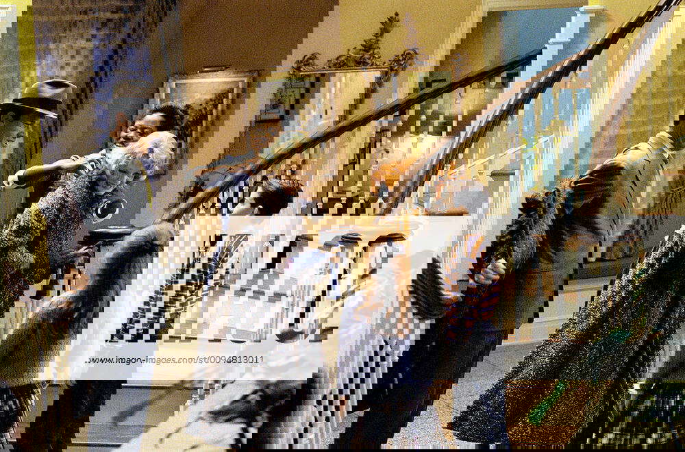 Dennis Quaid & Julianne Moore Characters: Frank Whitaker & Cathy Whitaker Film: Far From Heaven