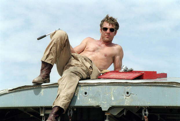 Dennis Quaid Characters: Frank Towns Film: Flight Of The Phoenix ...