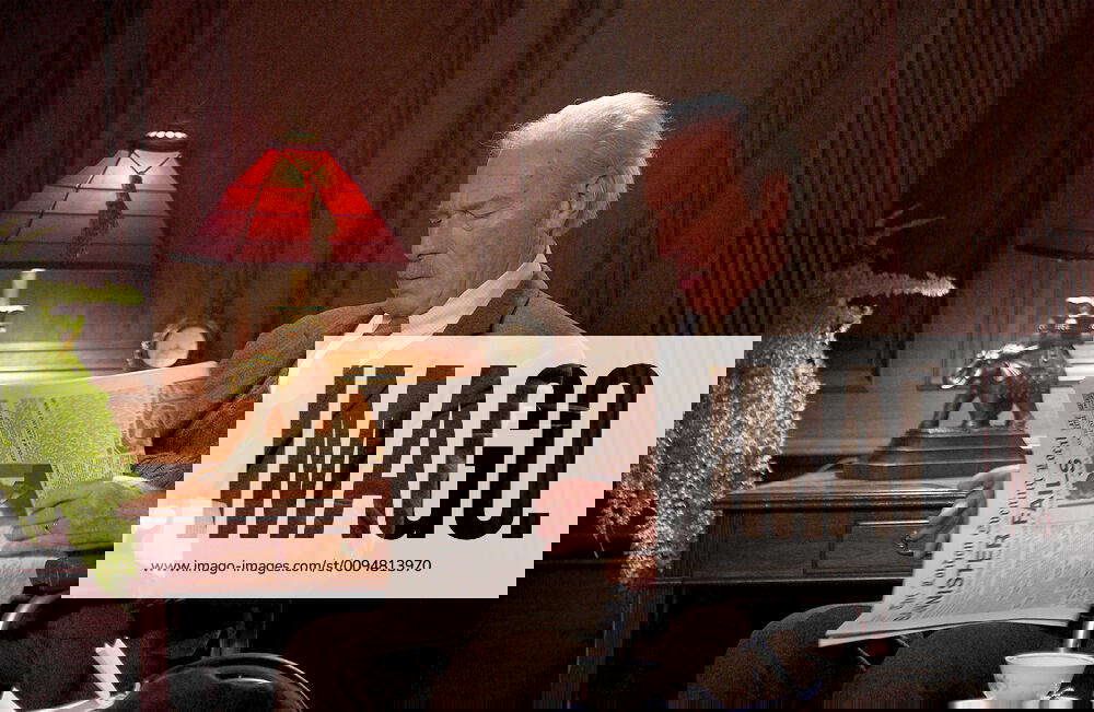 Christopher Plummer Characters: Archie Mason Film: Four Minutes (2005 ...