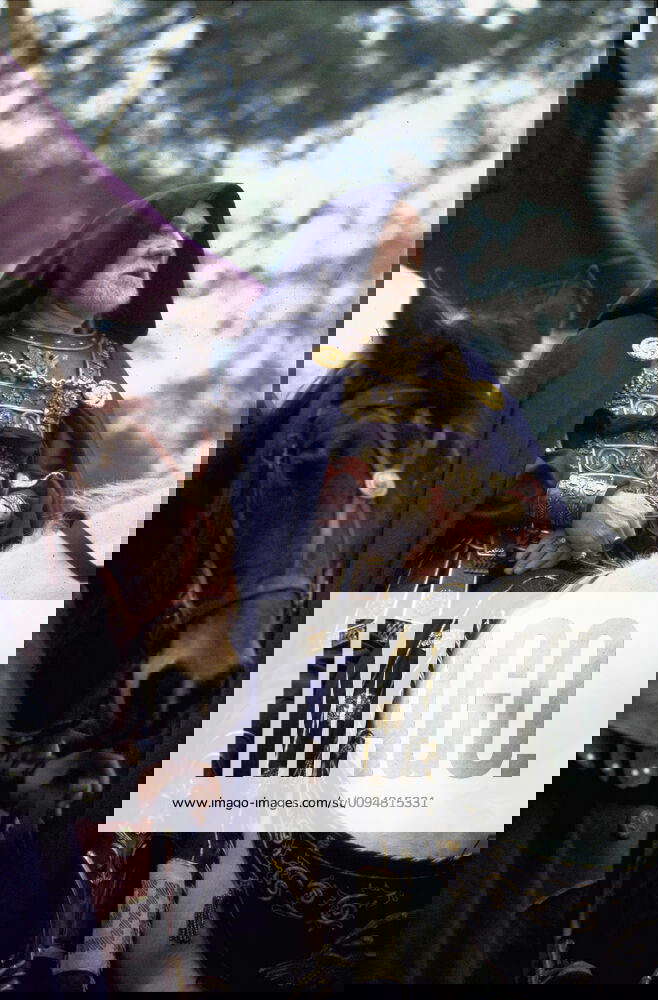 Richard Harris Characters: Marcus Aurelius Film: Gladiator Director ...