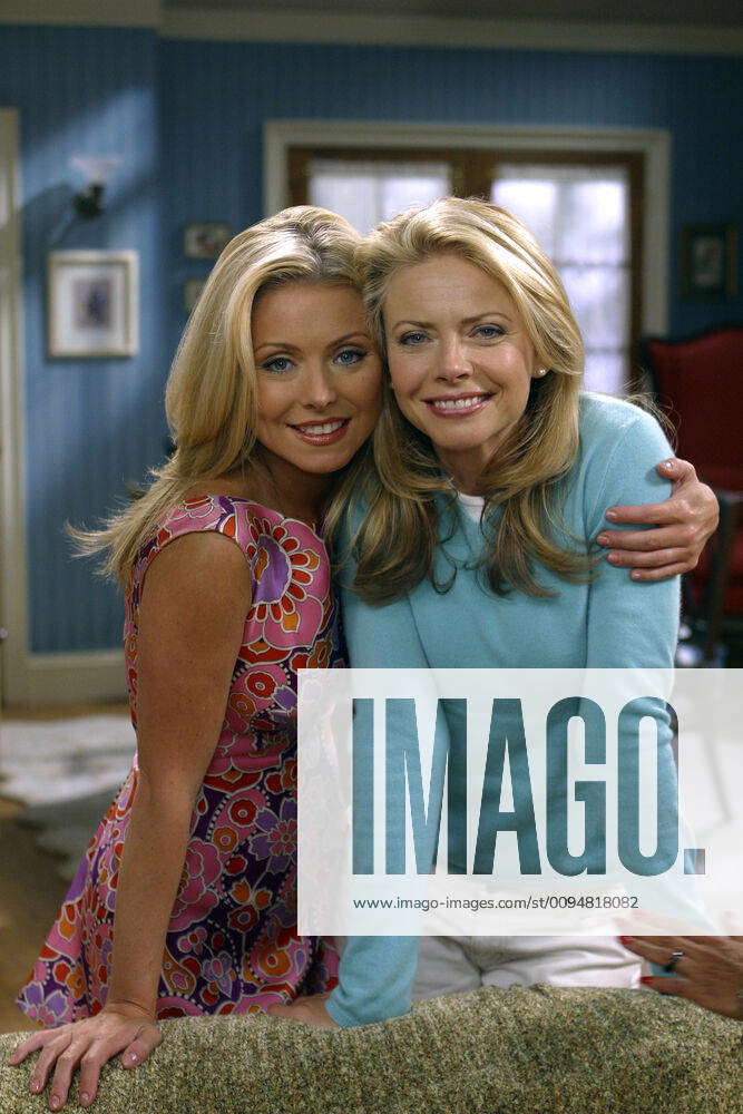 Kelly Ripa & Faith Ford Characters: Faith Fairfield & Hope Shanowski ...