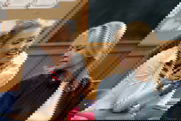 Kelly Ripa & Faith Ford Characters: Faith Fairfield & Hope Shanowski ...