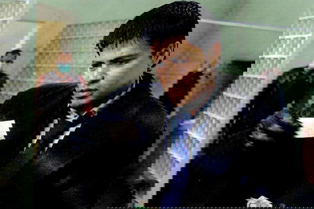 Jay Hernandez Characters: Paxton Film: Hostel Director: Eli Roth 17 ...