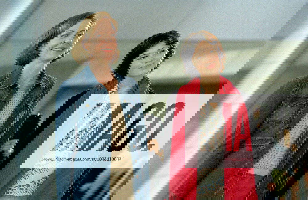 Allison Janney & Mandy Moore Characters: Lydia Martin & Halley Martin ...