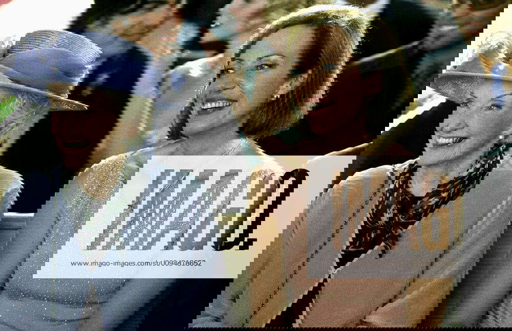 Nina Foch & Allison Janney Characters: Grandma Halley & Lydia Martin ...