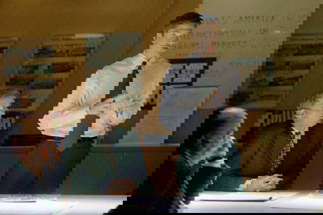 Dennis Quaid & Topher Grace Characters: Dan Foreman & Carter Duryea ...