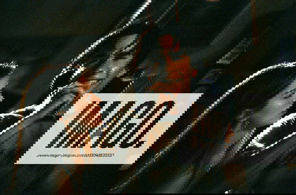 Gina Philips & Justin Long Characters: Patricia Trish Jenner & Darry ...