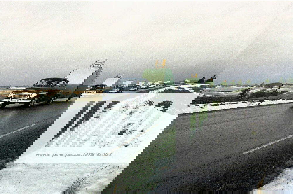 Caravan Convoy Film: Kitchen Stories (2003) 15 January