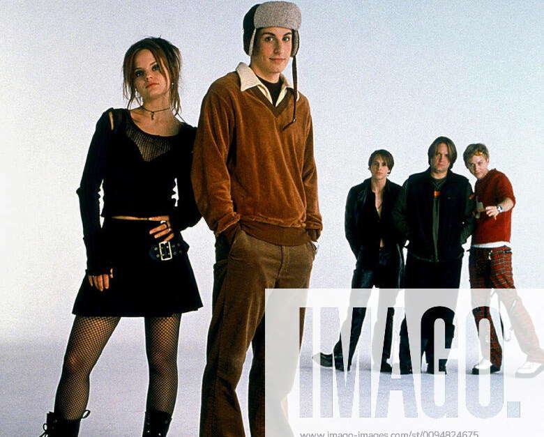 Mena Suvari & Jason Biggs Characters: Dora Diamond & Paul Tannek Film ...