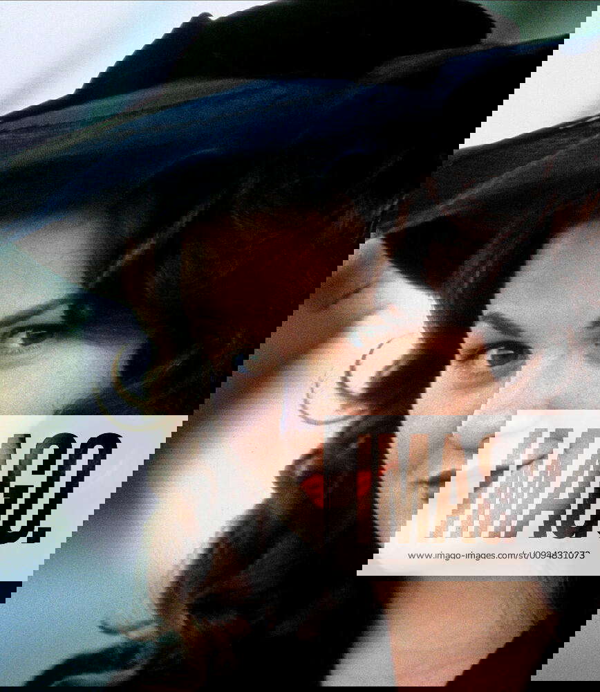 Sara Rue Characters: Nurse Martha Film: Pearl Harbor Director: Michael ...