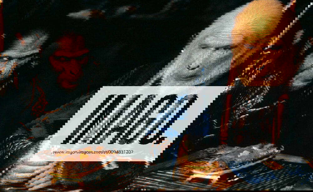 Tim Roth & David Warner Characters: Thade & Sandar Film: Planet Of The ...