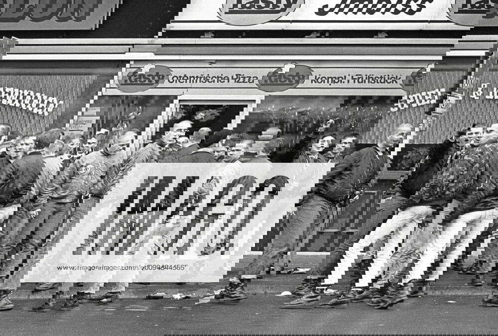 Skinhead-Treffen in Hagen, NRW Skinheads Skinhead-Treffen Rechte ...