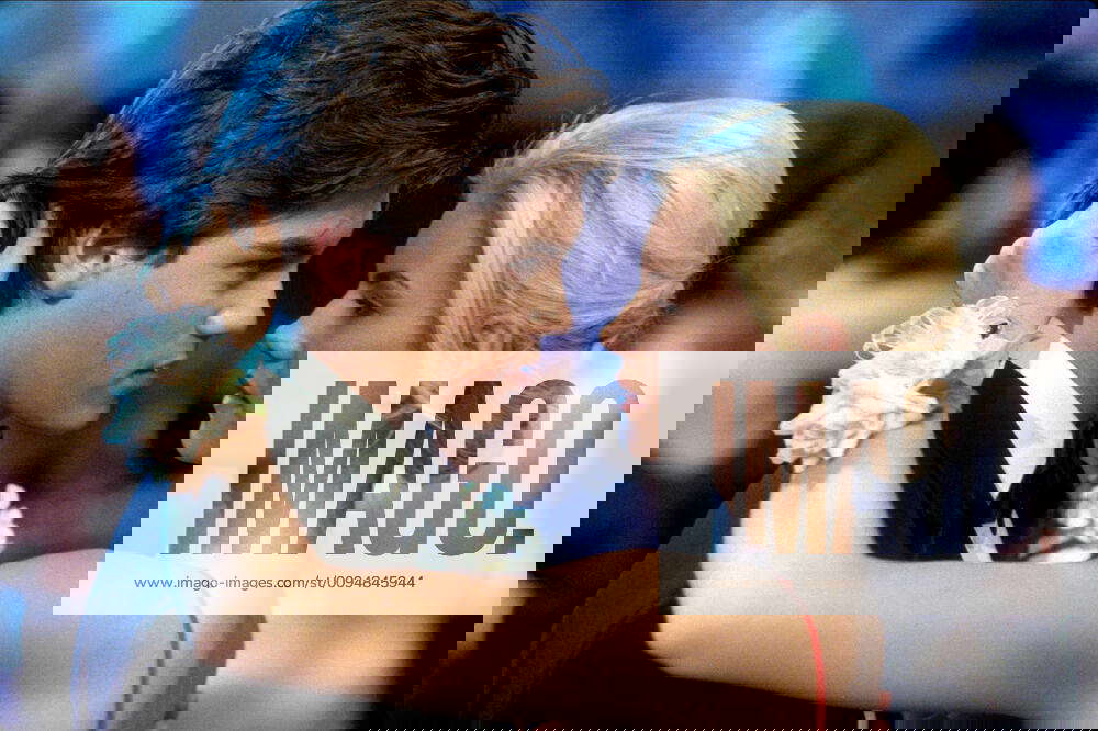 Emile Hirsch Girlfriend Hero Wallpaper A X: "emile Hirsch The Girl