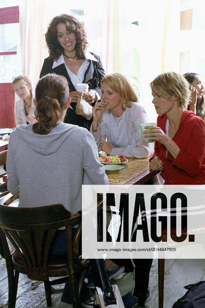 Jennifer Beals, Laurel Holloman & Leisha Hailey Characters: Bette ...