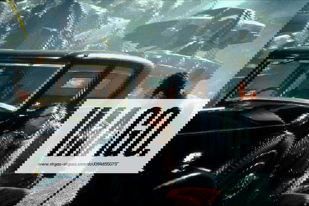 Matthew Lillard & F. Murray Abraham Characters: Dennis Rafkin & Cyrus ...