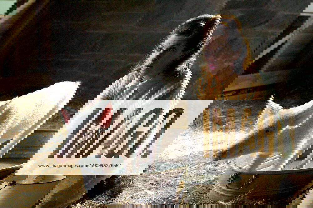 Siobhan Fallon Characters: Mrs. Zuckerman (as Siobhan Fallon Hogan ...