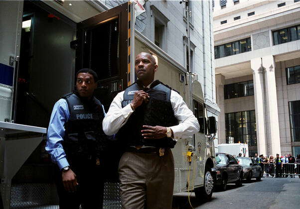 Chiwetel Ejiofor & Denzel Washington Characters: Detective Bill ...