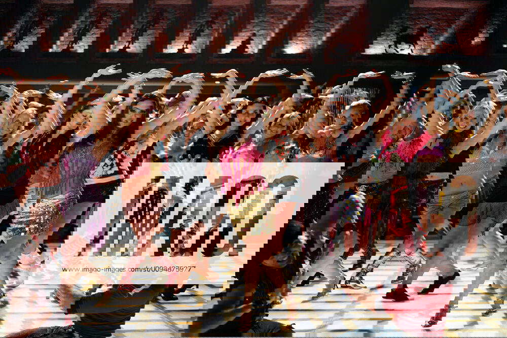 Preity Zinta Characters: Riya Saran Film: Never Say Goodbye; Kabhi ...