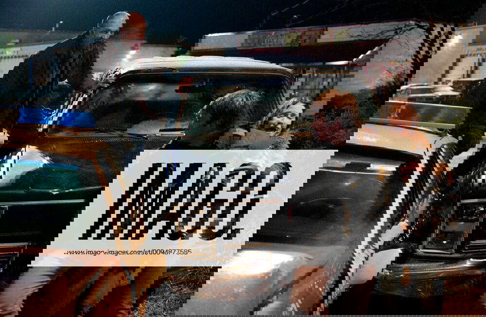 Nathan Fillion & Tania Saulnier Characters: Bill Pardy & Kylie ...