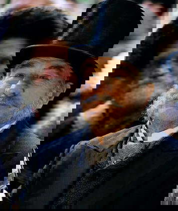 Robert De Niro Characters: Captain Shakespeare Film: Stardust ...