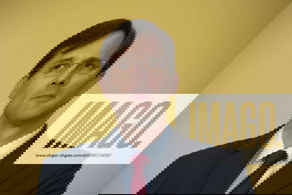 Tobias MEYER, Member of the Board of Management of Post Paket ...