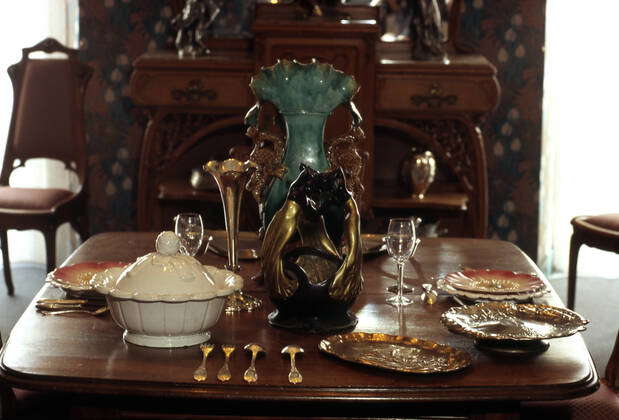 Musee Maxim s Grand salon Art Nouveau from the Pierre Cardin collection ...