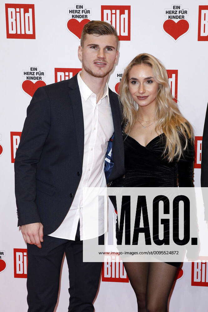 Timo Werner with girlfriend Paula Lense at the TV Spendengala Ein Herz ...
